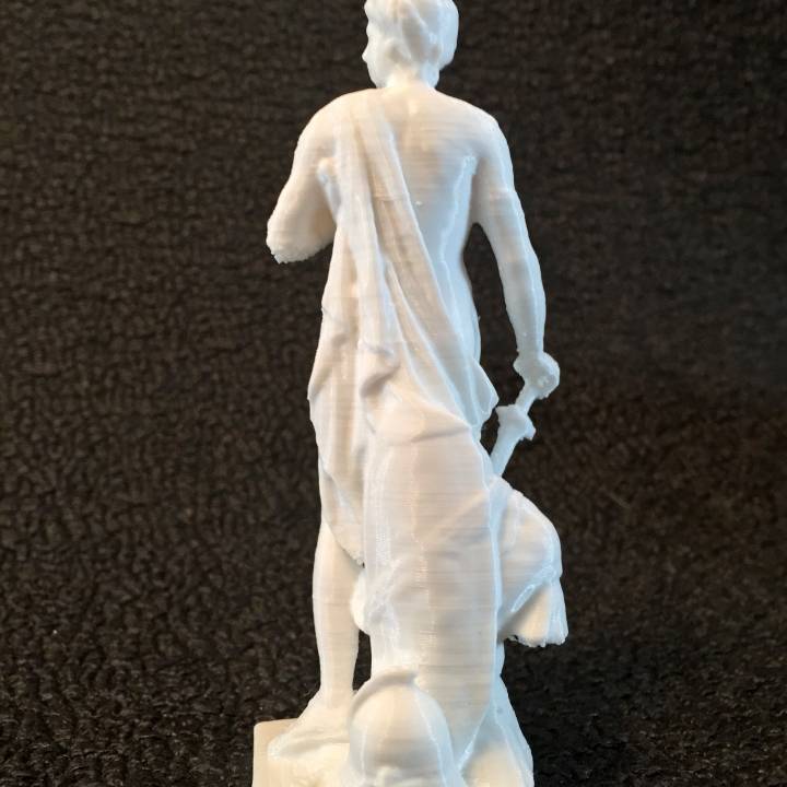 3D Printable Amor patriae by Marchal Geoffrey