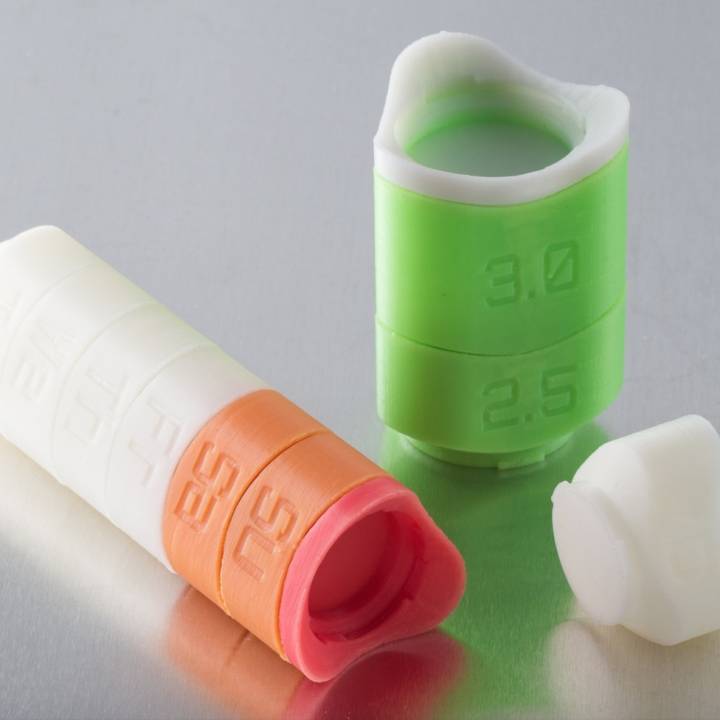 3D Printable Customizable Stacking Container by Walter Hsiao