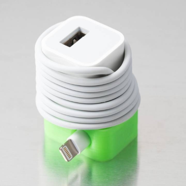 3D Printable Lightning Cable Wrap by Walter Hsiao
