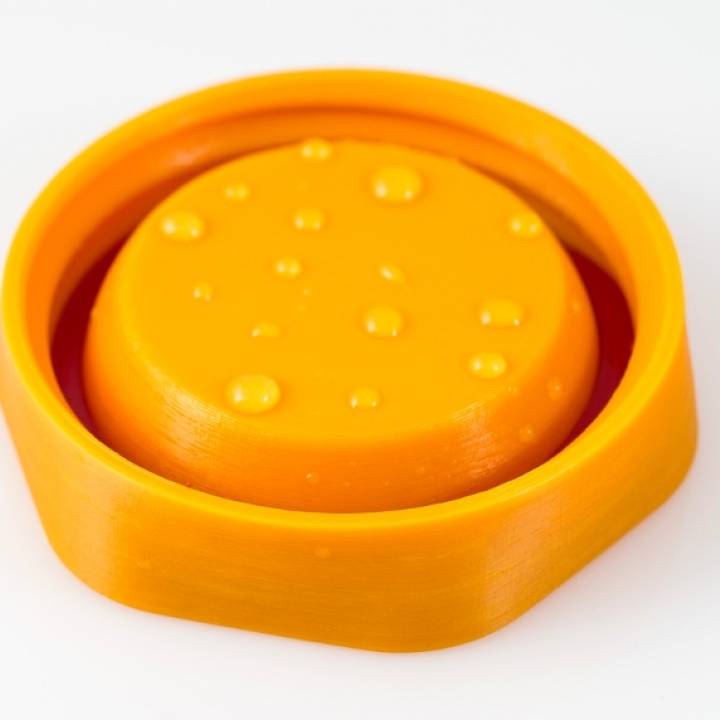 3D Printable Water Bottle Cap by Walter Hsiao