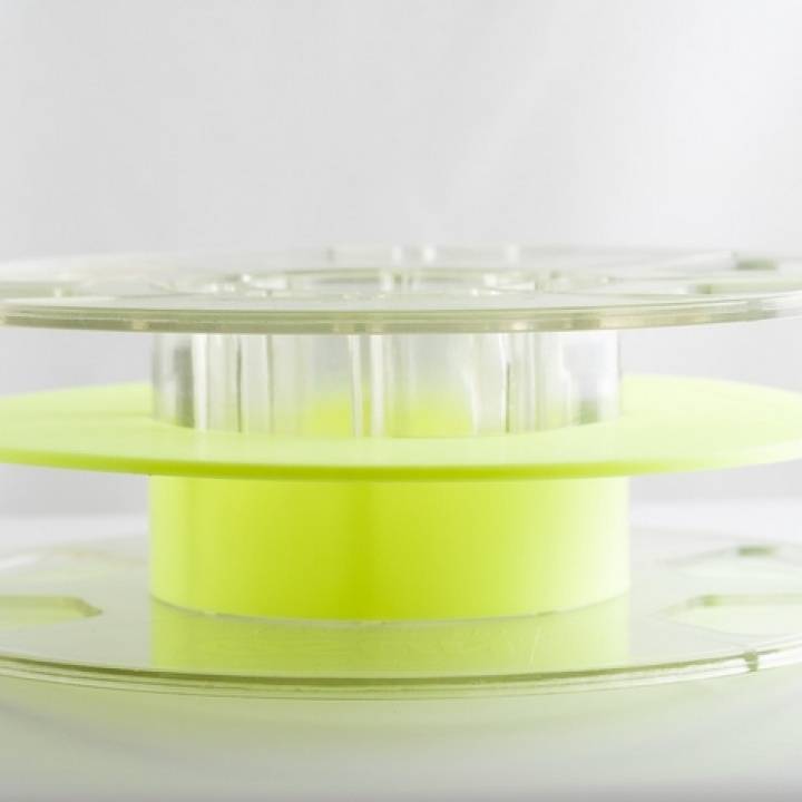 3D Printable Spool Divider by Walter Hsiao