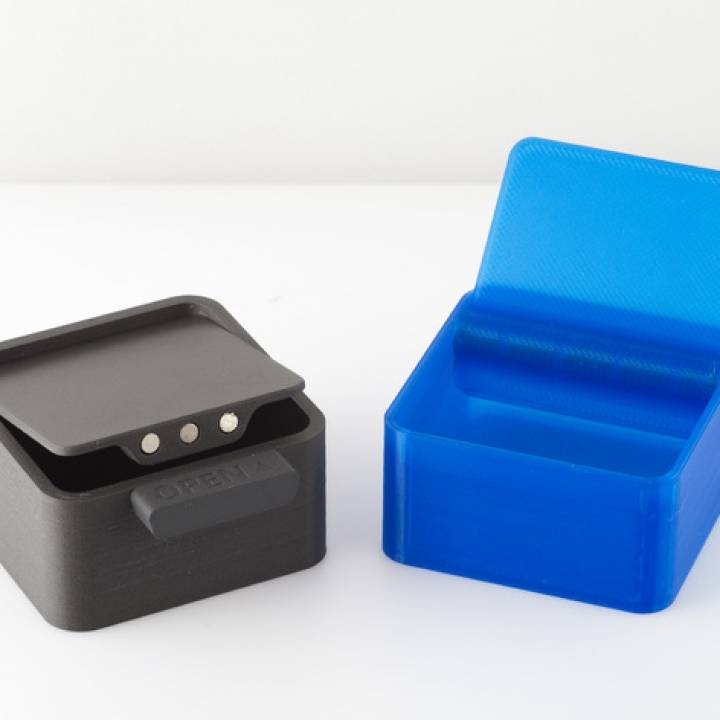 3D Printable Magnetic Locking Box by Walter Hsiao