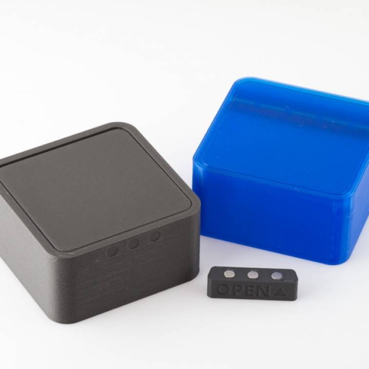 3D Printable Magnetic Locking Box by Walter Hsiao