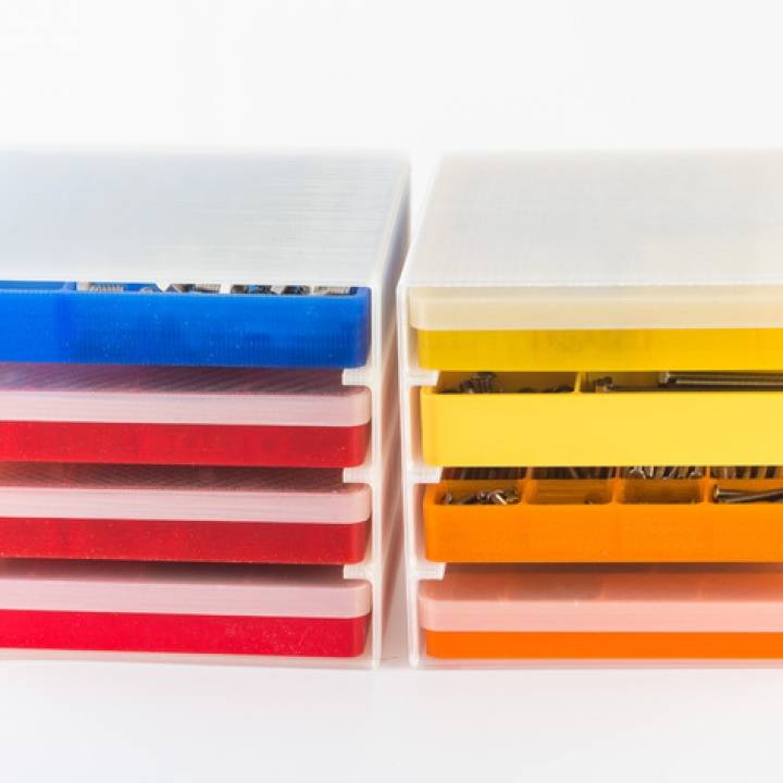 3D Printable Screw Organizer Shelf by Walter Hsiao