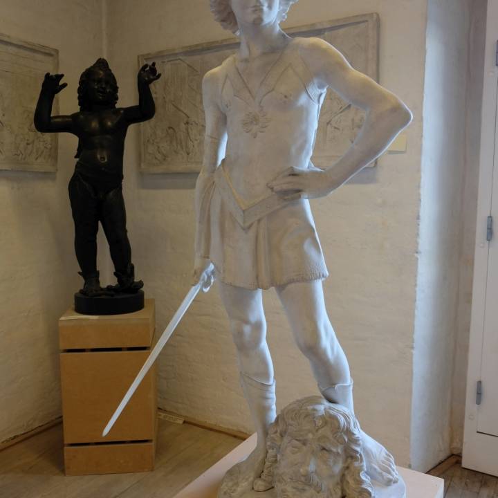 3D Printable David with Goliaths head by Marchal Geoffrey