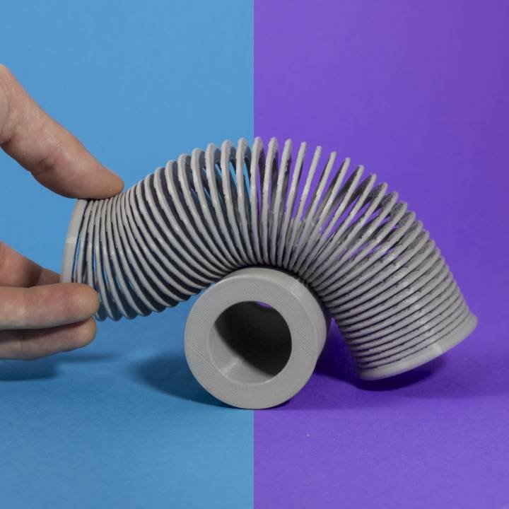 3D Printable Small Springo by Devin Enrique Büchele de Montes