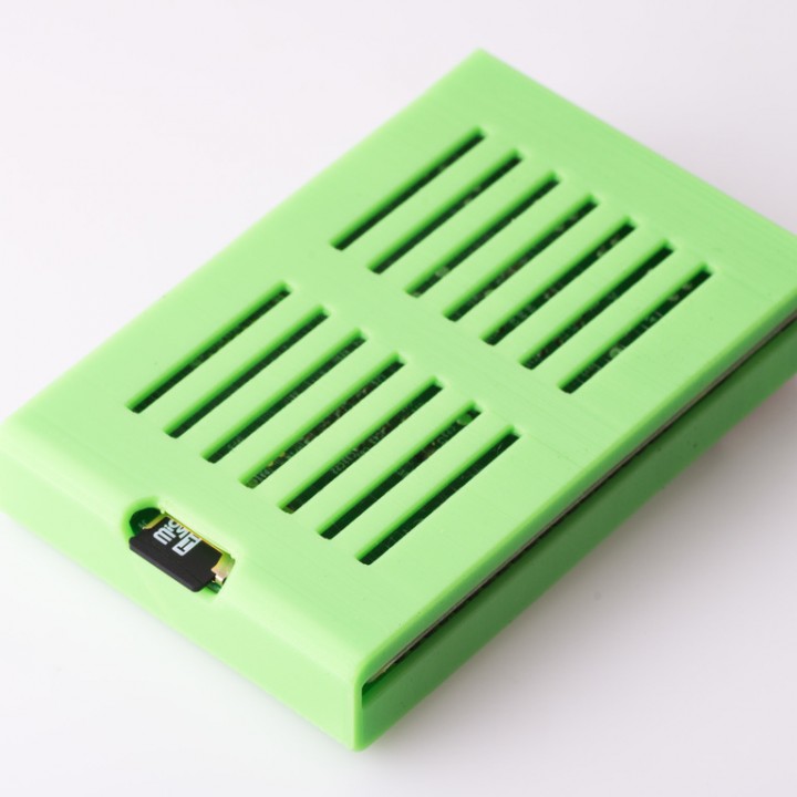 3D Printable Cover for Raspberry Pi 3 by Walter Hsiao