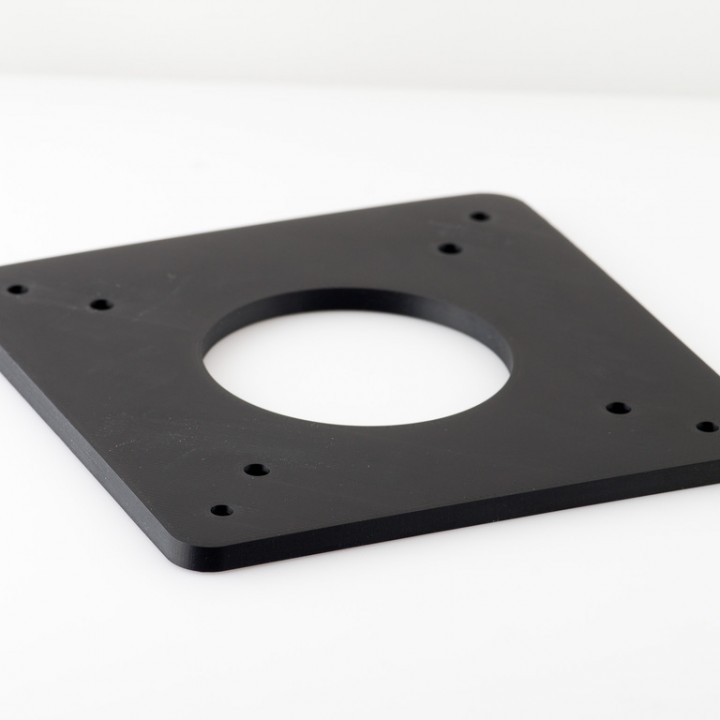 3D Printable 75mm to 100mm Vesa Monitor Plate Adapter by Walter Hsiao