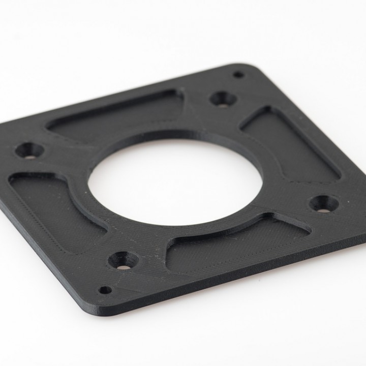 3D Printable 75mm to 100mm Vesa Monitor Plate Adapter by Walter Hsiao