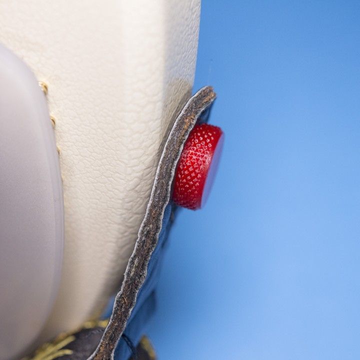 3D Printable Strap Cap // Guitar Strap Lock by Devin Enrique Büchele de ...