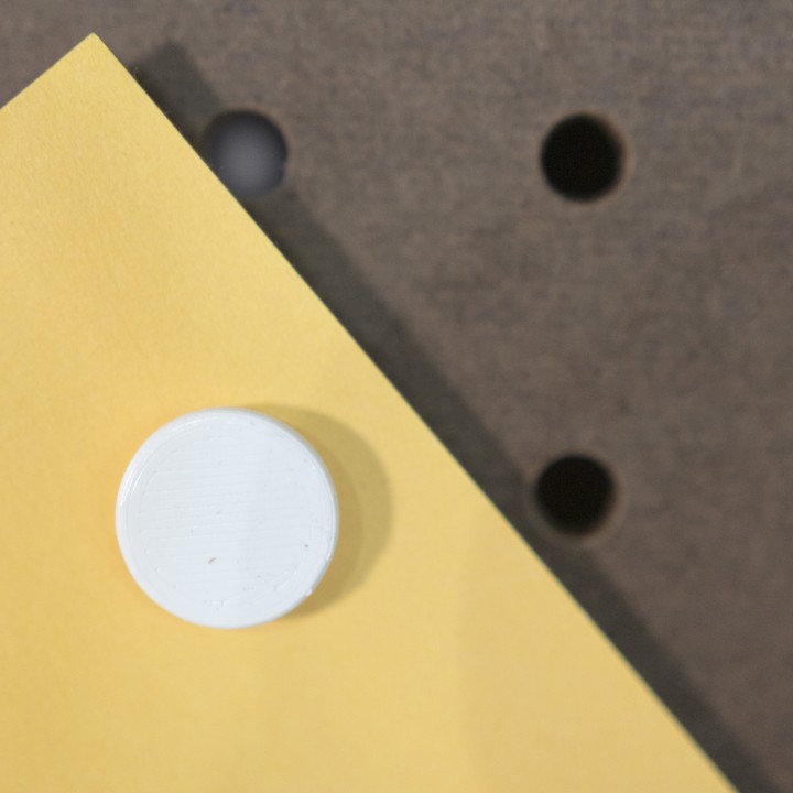 3D Printable Peg Anything // Magnetic Tack by Devin Enrique Büchele de ...