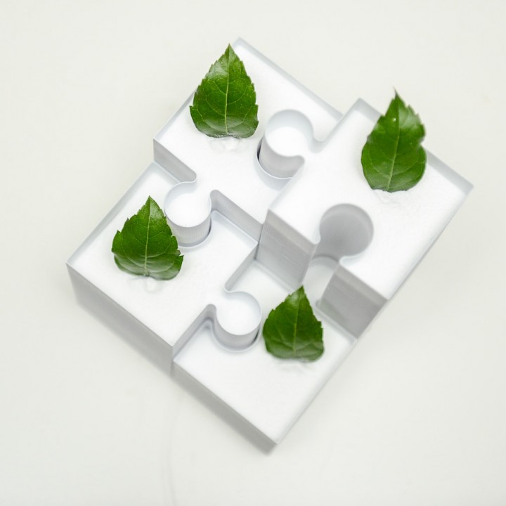 3D Printable Jigsaw Vase by Clockspring