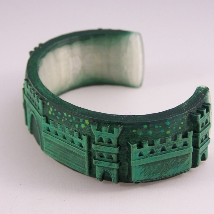 3D Printable Castle Bracelet by Arian Croft