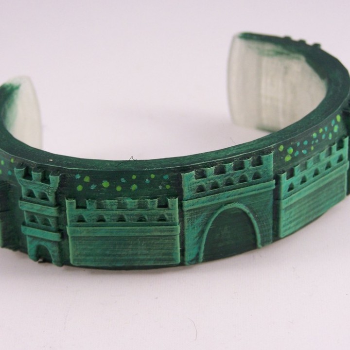 3D Printable Castle Bracelet by Arian Croft