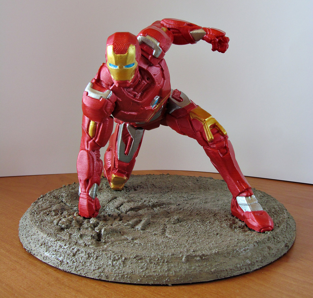 3D Print of IRONMAN MK42 - Super Hero Landing Pose - 20 CM base by tpila1