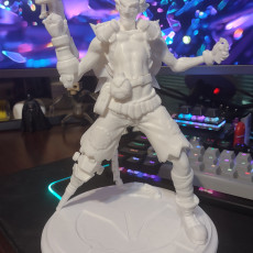3D Printable Junkrat - Overwatch- 25 cm model by Printed Obsession