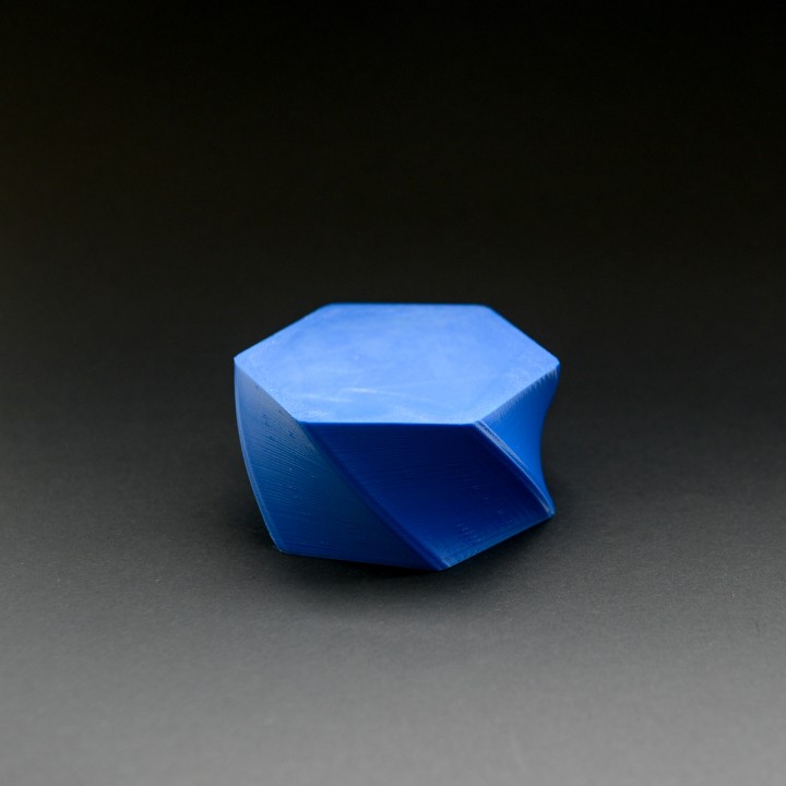 3D Printable Simple Hex Twist Box by Clockspring