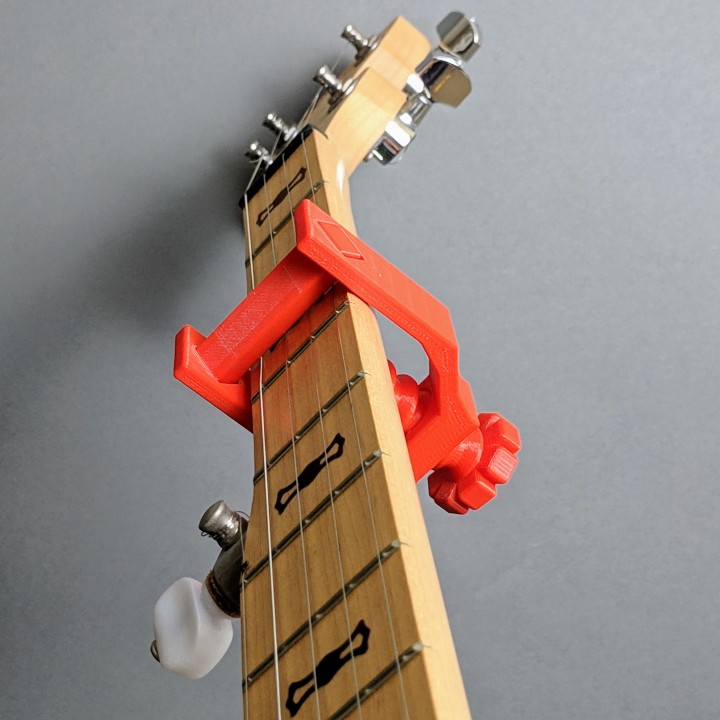 3D Printable Banjo/Mando/Uke Capo by Clockspring
