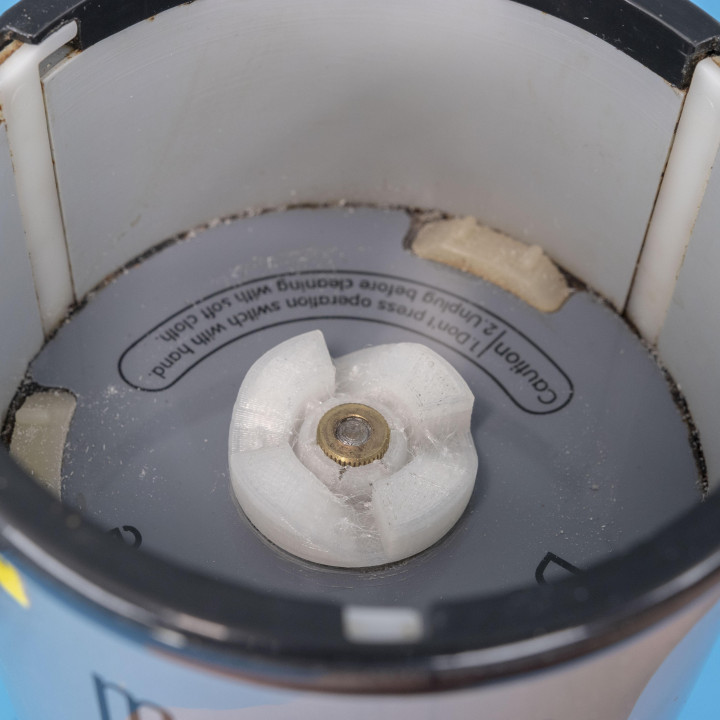 3D Printable Magic Bullet Base Gear/Blade Gear Replacement by Devin ...