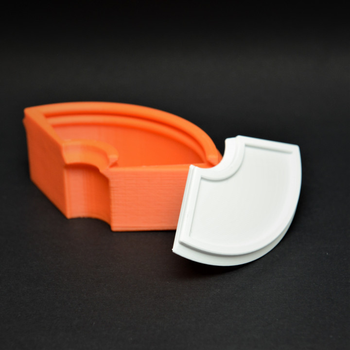 3D Printable Arc Box with Sliding Lid by Clockspring