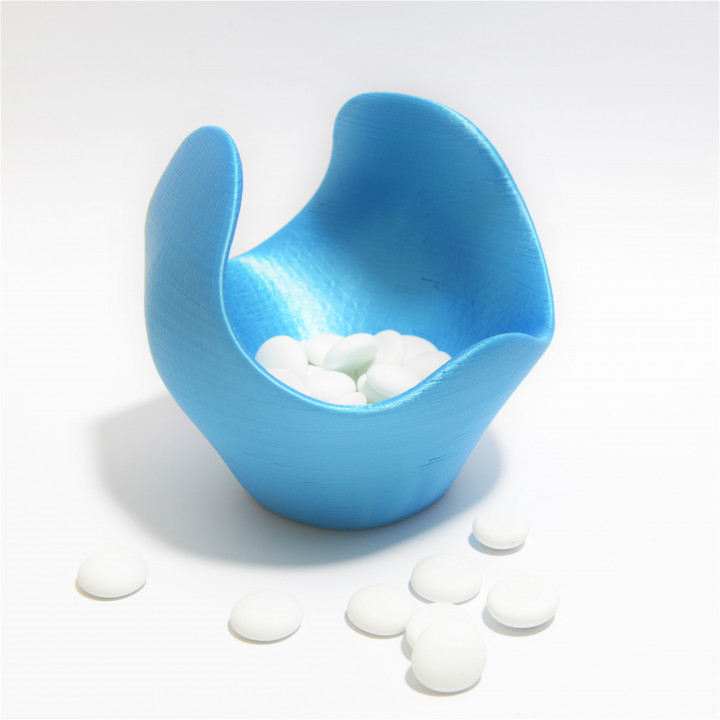 3D Printable Meander Bowl by Clockspring