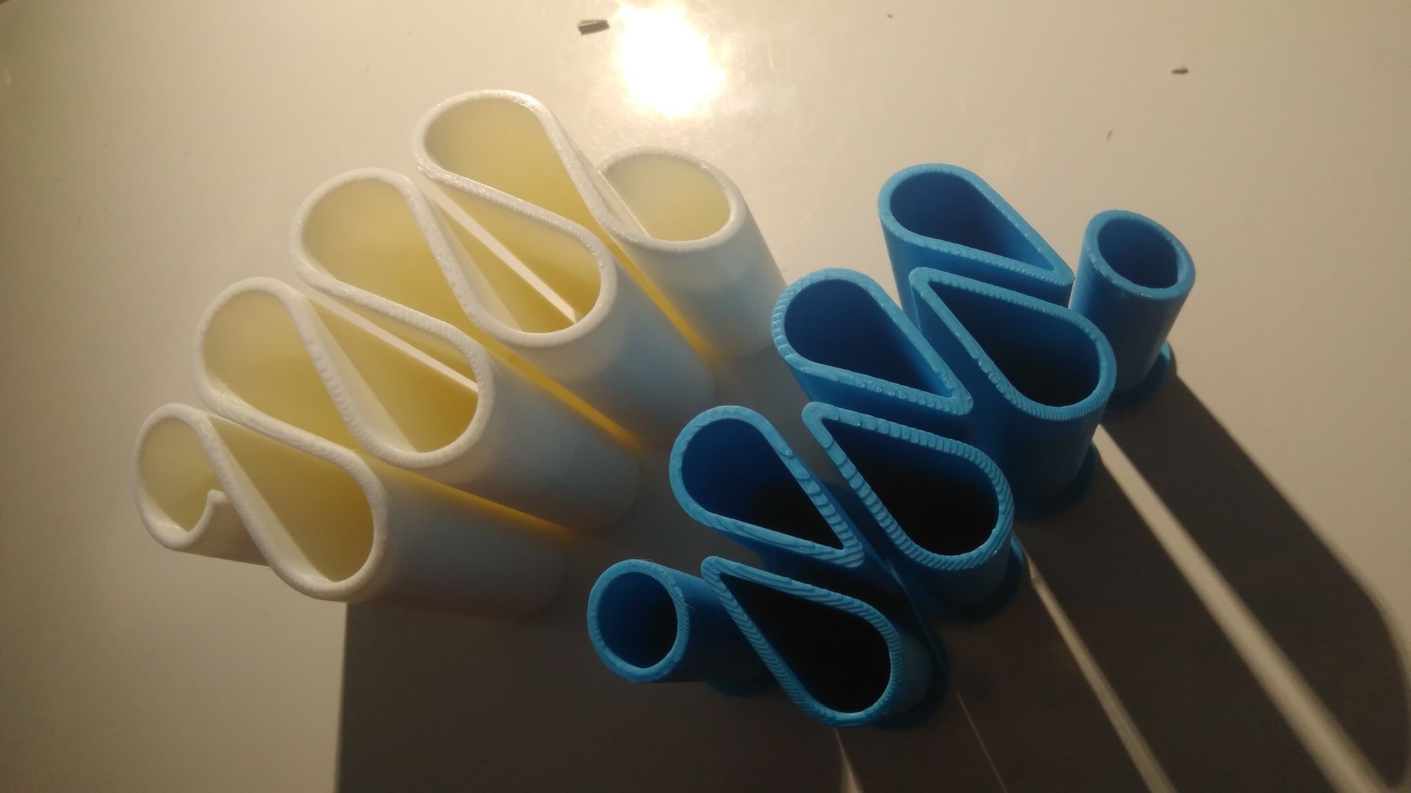3D Printable Wave Caddy by Clockspring