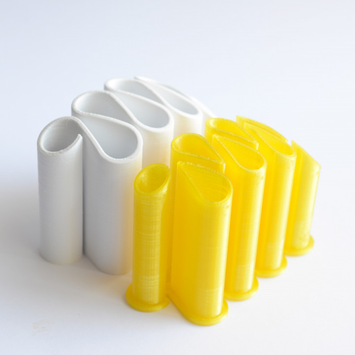 3D Printable Wave Caddy by Clockspring