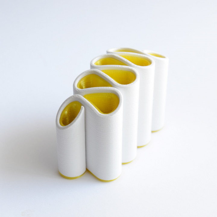 3D Printable Wave Caddy by Clockspring