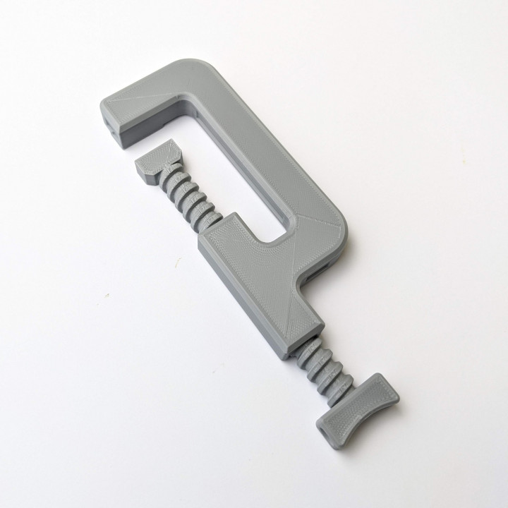 3D Printable Stronger Flat-Print Clamp by Clockspring