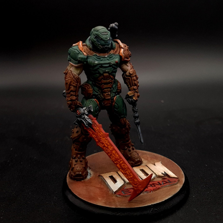3D Print of Doom Guy - Doom Eternal - 30cm Model by zloy_holodec