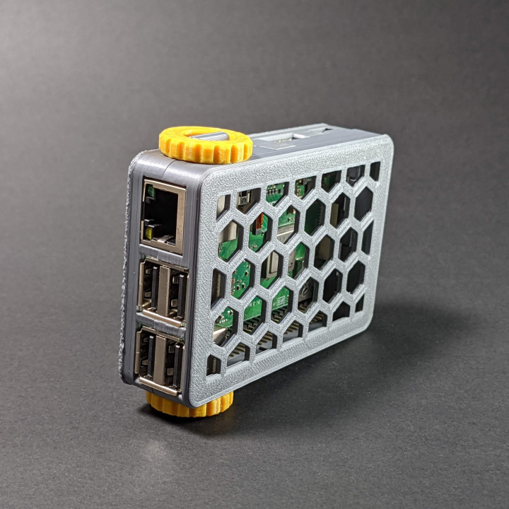 3D Printable Hinged Raspberry Pi case (3B+ etc) by Clockspring