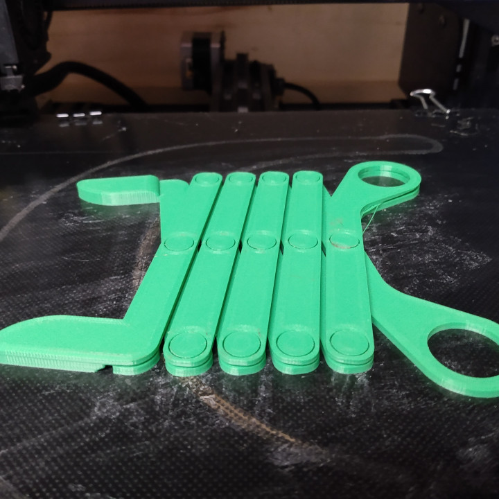 3D Printable Accordion Grabber Claw (Print-In-Place) by Jimmy Erikson