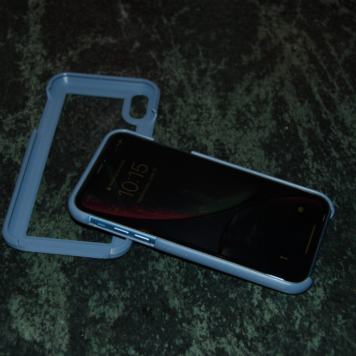3D Printable iPhone Case (XR) + Design Specifications by PlasticPasta 3D