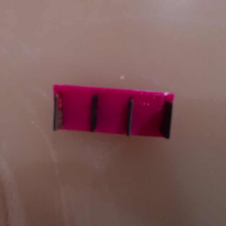 3D Printable MicroSD card holder by Rayyan Amir