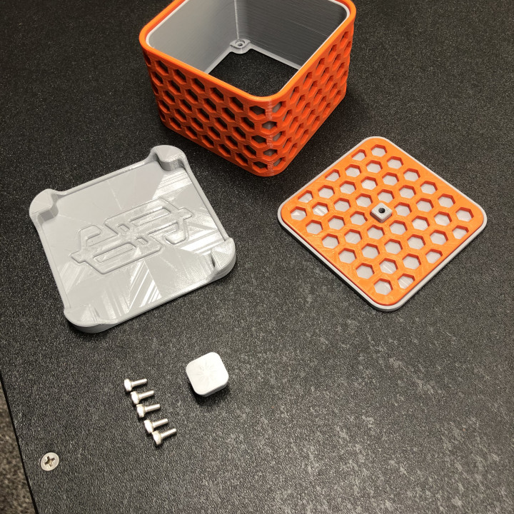 3D Printable Square Hex Box by Dave $auvageau