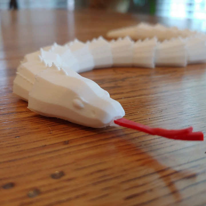 3D Printable Flexible Snake by Chandler Barr