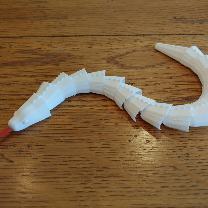 3D Printable Flexible Snake by Chandler Barr
