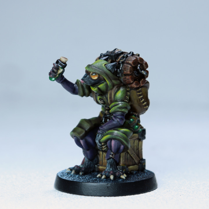 3D Print of Ratkin ratfolk skaven alchemist by zymetheuy