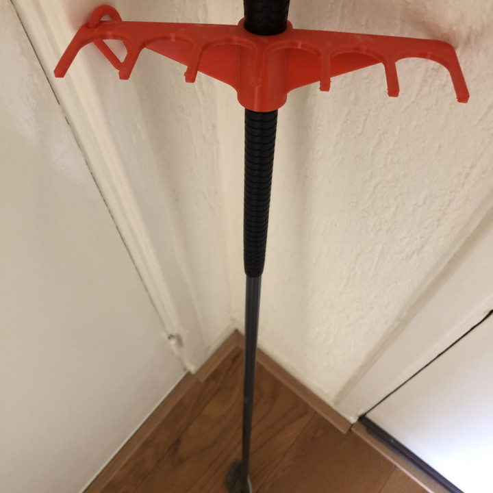 3D Printable Mini Golf Rake with Carabiner by Arthur Vandelay