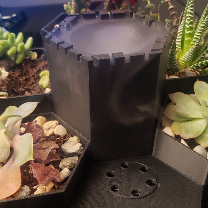 3D Printable Humidifier Planter by Hander