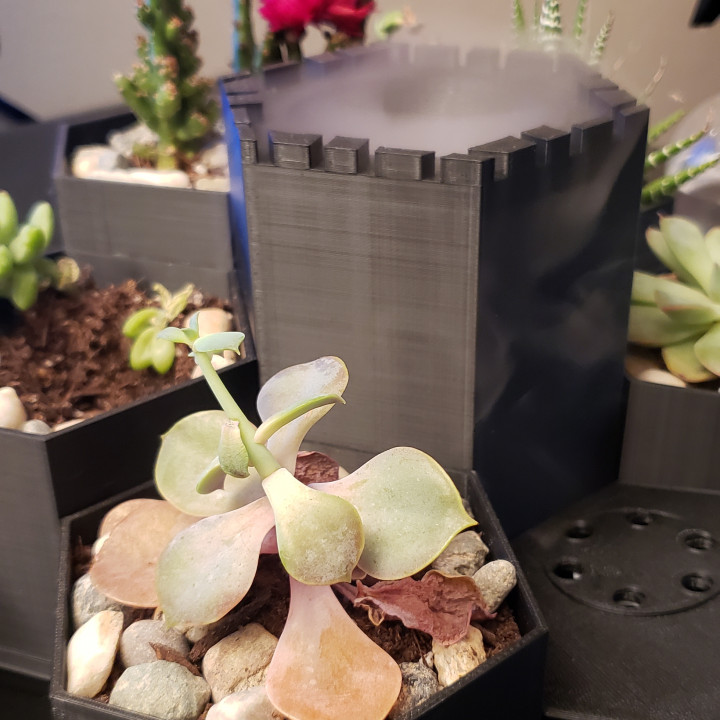 3D Printable Humidifier Planter by Hander