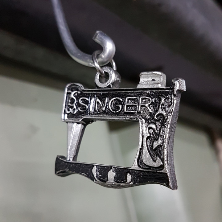 3D Printable Singer Sewing Machine by Anthony Slater