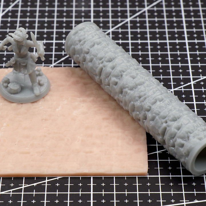 3D Printable Lumpy Stone Texture Roller by Deland Craven