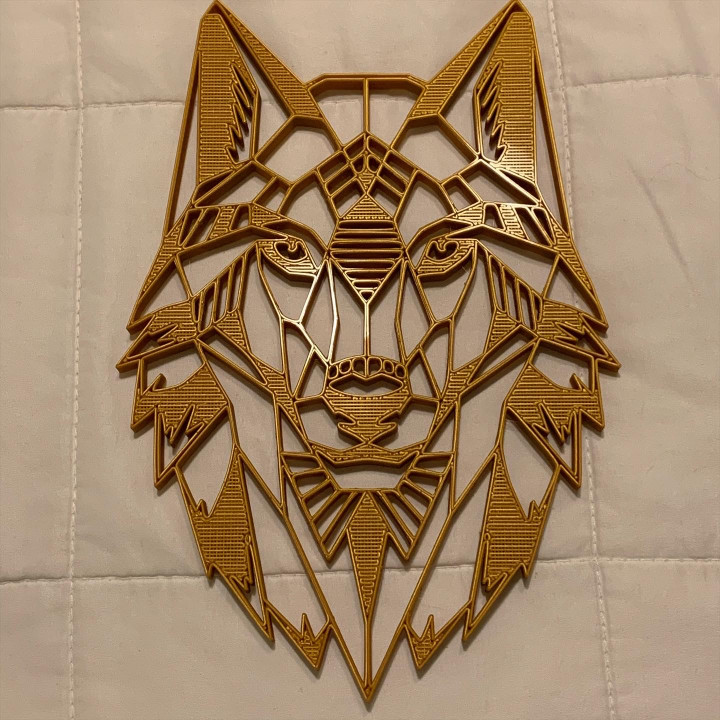 3D Printable 2D Wolf by Sabrina Russell