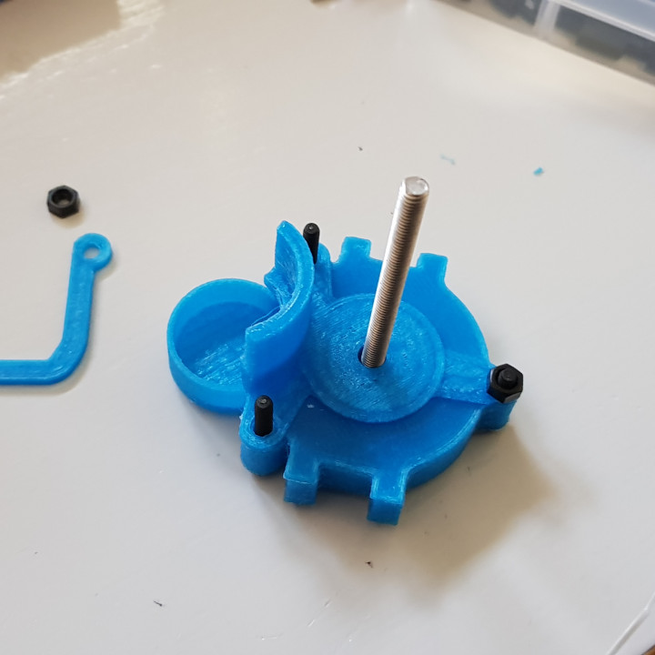 3D Printable Linear Actuator - M4 Bolt variant by Andrew Forster