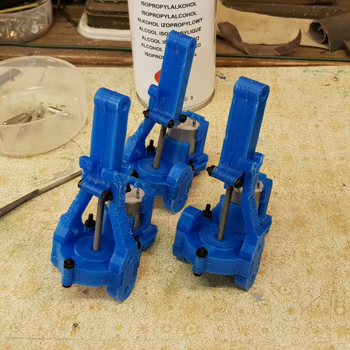 3D Printable Linear Actuator - M4 Bolt variant by Andrew Forster