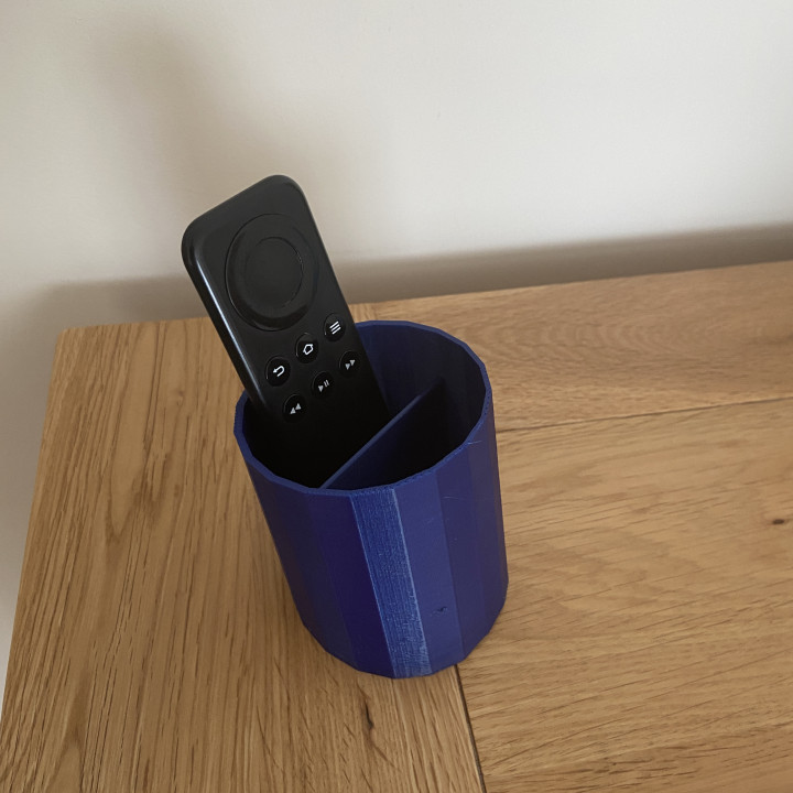 3D Printable Remote Control Holder Pot by Rob Arnold