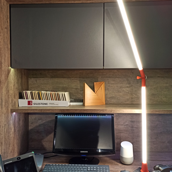 3D Printable DIY bright desk Lamp by matto design