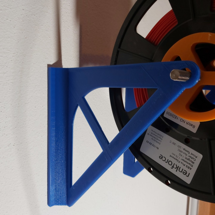 3D Printable Filament wall mount by Dominik