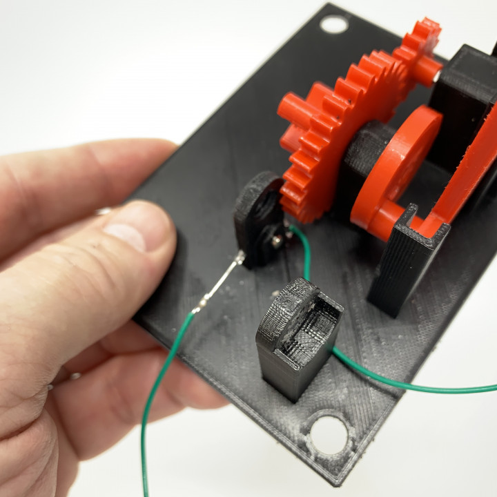 3D Printable Levitation, a 3D Printed Automaton Illusion. by Greg Zumwalt